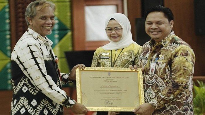 Raih Dua Penghargaan Pemprov Kalsel, Mal Pelayanan Publik Banjarbaru Diganjar Predikat Terbaik ...