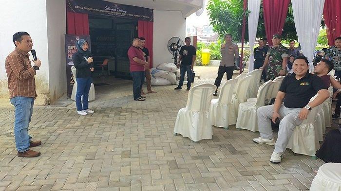 Mantapkan Pendaftaran Peserta Pilkada HSU 2024, KPU HSU Gelar Simulasi ... Mantapkan Pendaftaran Peserta Pilkada HSU 2024, KPU HSU Gelar Simulasi ...