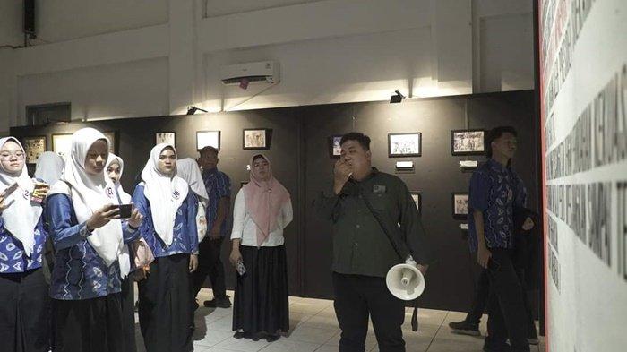 Berkunjung ke HSS, Siswa SMAN 1 Rantau Tapin Kalsel ke Museum Rakyat ...