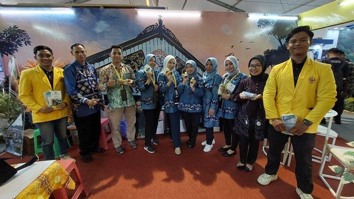 Meriahkan Titech Expo 2023 di Banjarbaru, ULM Pamerkan Produk dan Informasi Pelayanan ...