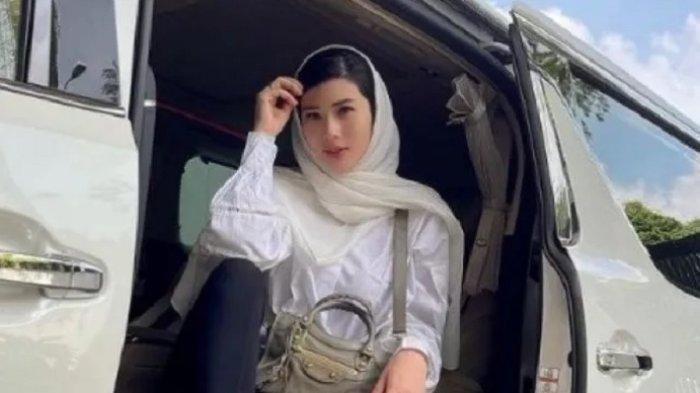 Fakta Sosok Stevie Agnecya yang Kini Meninggal Dunia: Mualaf, Dulu ...