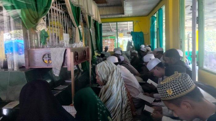 Kunjungan ke Pulau Datu Tanahlaut Tetap Ramai, Penyedia Jasa ...