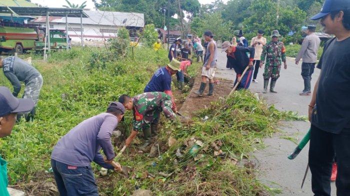 TNI/Polri Bersinergi Ajak Warga Gotong Royong, Ini Yang Dilakukan di Batu Benawa HST ...