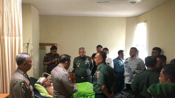 Puluhan Oknum TNI Serang Polres Tarakan, Anggota DPR RI Ini Minta Komandan Kompi Tinggal di ...