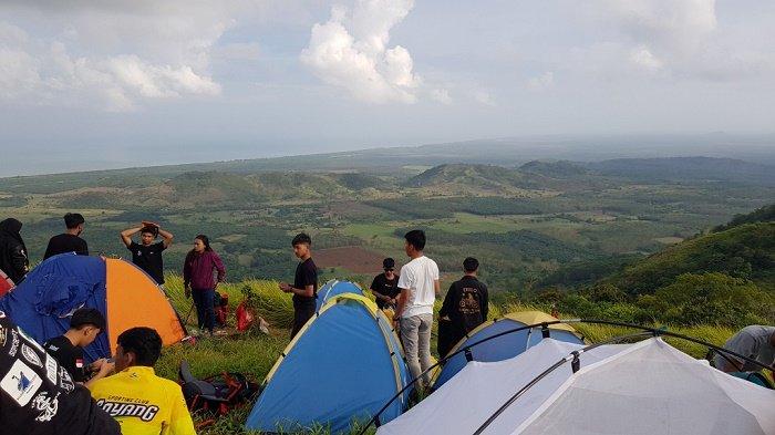 Wisata Kalsel : Meriah hingga Pagi, Begini Warna-warni Area Puncak ...