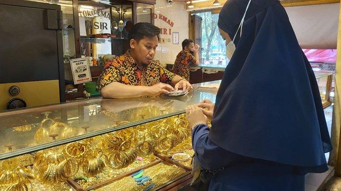Harga Emas Perhiasan 99 Hari Ini 2 Agustus 2023 di Kota Banjarmasin ...