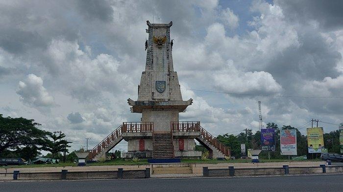 Wisata Kalsel : Diresmikan 17 Mei 1985, Tugu Ini Penanda Sejarah ...