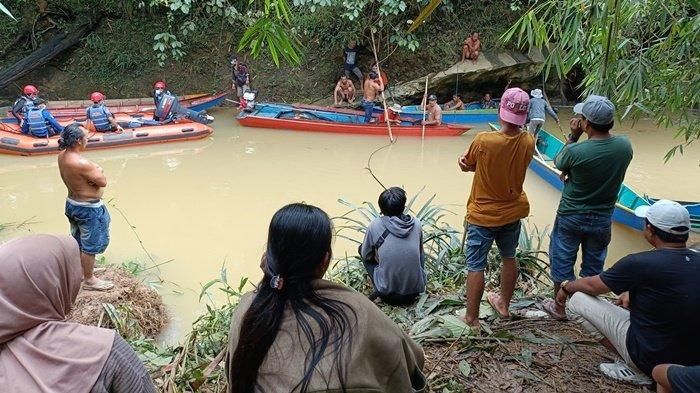 Terjepit Kayu di Dasar Sungai, Korban Diterkam Buaya di Kotabaru Belum Bisa Dievakuasi ...
