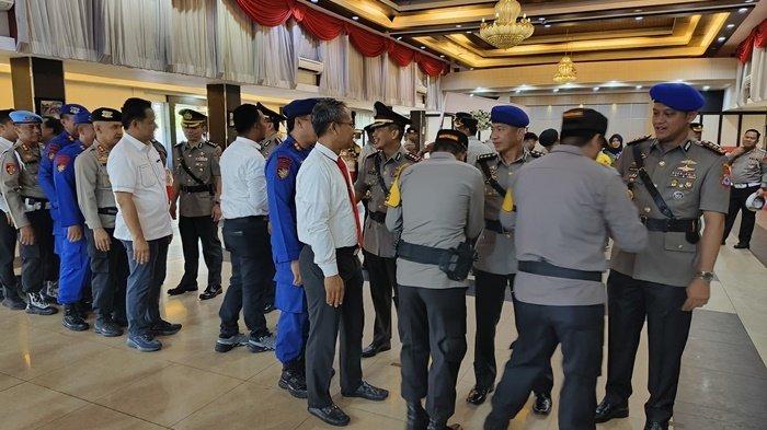 Sertijab Berlangsung, Empat Pejabat di Lingkungan Polda Kalsel Resmi ...