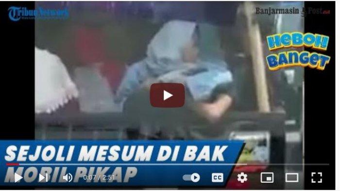 HEBOH BANGET - Viral Video Sejoli Mesum Terekam di Atas Bak Mobil Pikap saat Jalanan Macet ...
