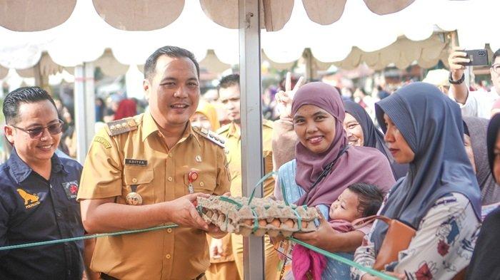 Keberhasilan Walikota Aditya Kendalikan Inflasi, Banjarbaru Terima Penghargaan Rp5,8 Miliar ...