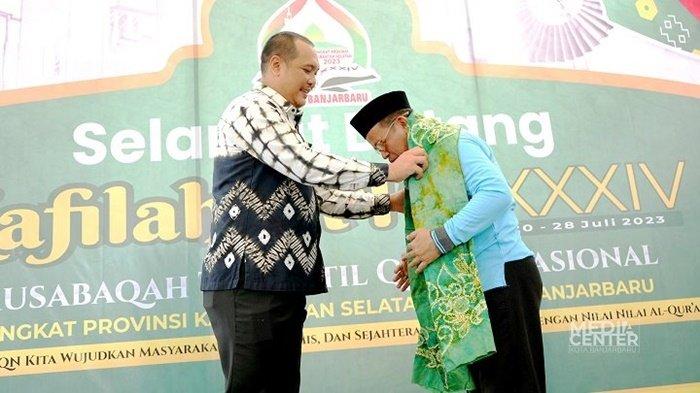 Lepas Kafilah MTQN Tingkat Provinsi Kalsel ke-34, Wali Kota Banjarbaru Aditya Siapkan 3 Paket ...