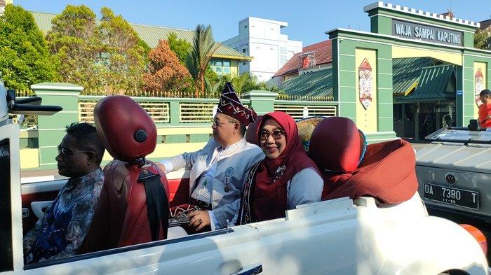 Berkeliling Naik VW, Wali Kota Ajak Masyarakat Meriahkan Hari Jadi ke-497 Kota Banjarmasin ...