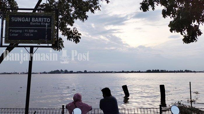 Wisata di Kota Banjarmasin, Menikmati Matahari Terbenam dari Tepian ...