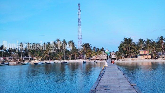 Wisata ke Pantai Teluk Tamiang di Kotabaru Kalsel, Siapkan Fisik dan ...