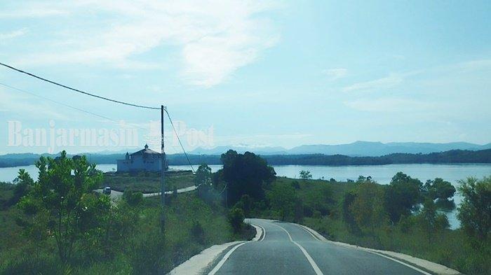 Wisata Kalsel - Pengunjung Wajib Ingat Ini Saat ke Bukit Batu Riam ...