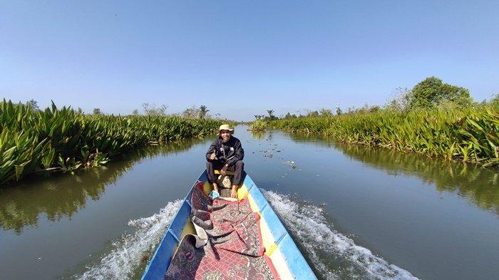 Wisata Kalsel - Ziarah ke Makam Datu Muning di Kabupaten Tapin, Suasana ...