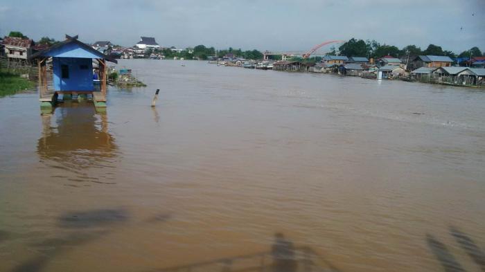 Air Sungai Keruh dan Berlumpur - Banjarmasinpost.co.id