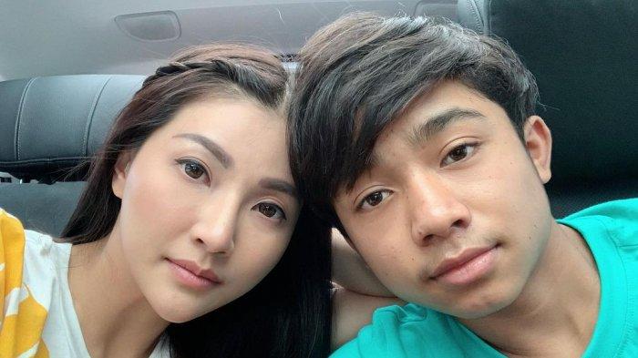 Mimik Sarwendah Rekam Aksi Telanjang Dada Betrand Peto, Istri Ruben Onsu : Mana Onyo ...