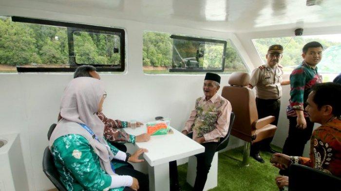 Warga Pedalaman di Perairan Waduk Riam Kanan Kini Mudah dan Cepat ...