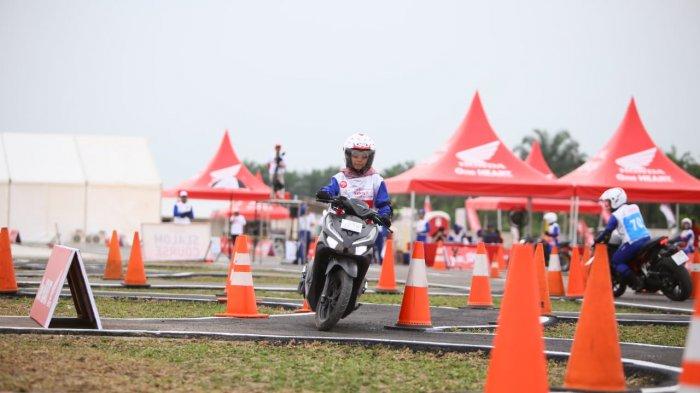Edukasi Safety Riding, Tips Cari Aman Berkendara, 3-4 Detik Jarak ...