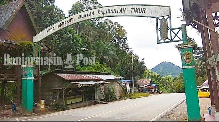 Wisata Kalsel, Gerbang Perbatasan Kalsel-Kaltim di Gunung Halat ...