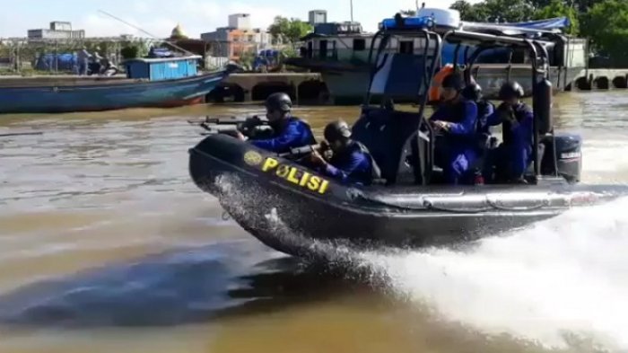RIB Salah Satu Kapal yang Kerap Digunakan Tim Tactical Ditpolairud ...
