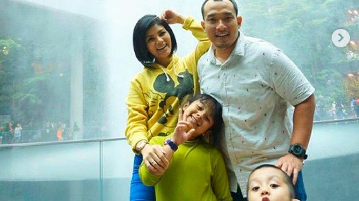 Setelah Berjuang Lawan Penyakit Ini, Suami Penyanyi Intan RJ, Indra ...