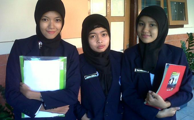 Meski Menggerutu, Guru Mulai Pulang Pukul 14.30 - Banjarmasinpost.co.id