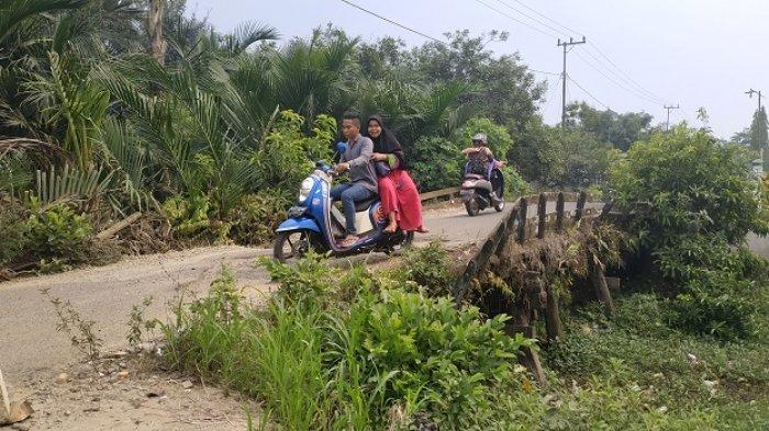 Siswa Pernah Terjungkal dan Tercebur di Sungai, Begini Kondisi Jembatan ...