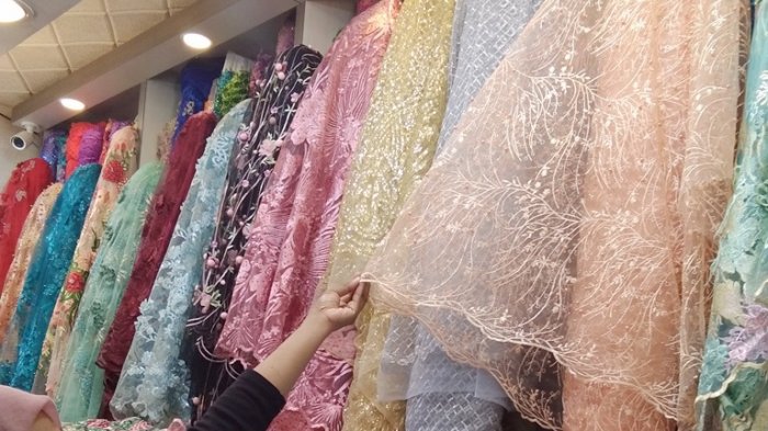 Kain Tile Kotak Banyak Diminati, Segini Kisaran Harganya Per Meter ...