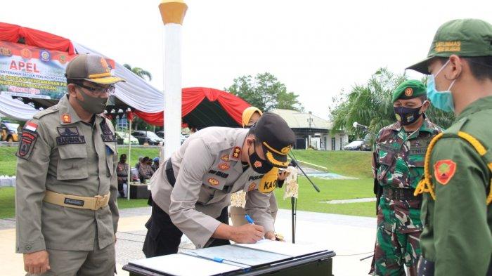 Jelang Pesta Demokrasi, 1066 Linmas Diserahkan ke Polres Balangan untuk ...