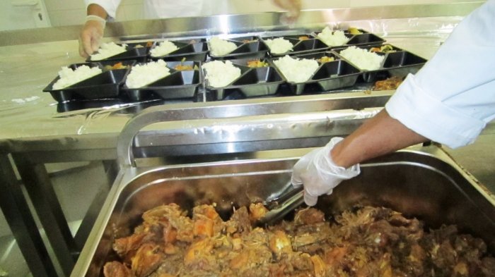 Mengintip Kesibukan dan Persiapan Menu di Dapur Katering Haji Indonesia ...