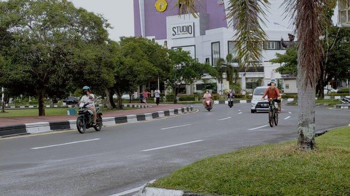 Bundaran Besar Palangkaraya Kalteng Tempat yang Paling Disukai PKL ...