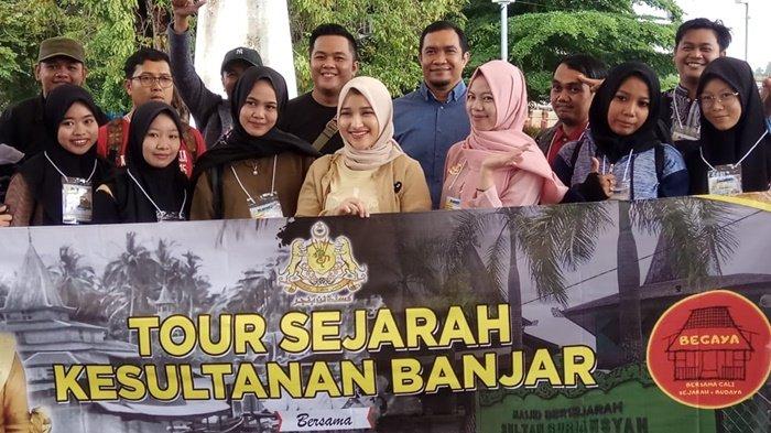 Begaya Kunjungi Makam Sultan Suriansyah, Ternyata Kenalkan Sejarah Kesultanan Banjar ...