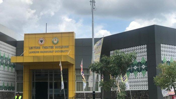 Kalselpedia: Gedung Lecture Theatre Building ULM - Banjarmasinpost.co.id