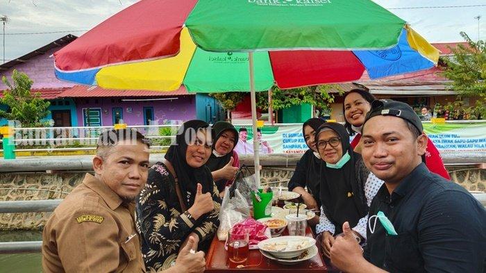Kuliner Kalsel, Pengunjung Kampung Pelangi Banjarbaru Kini Tidak Hanya ...