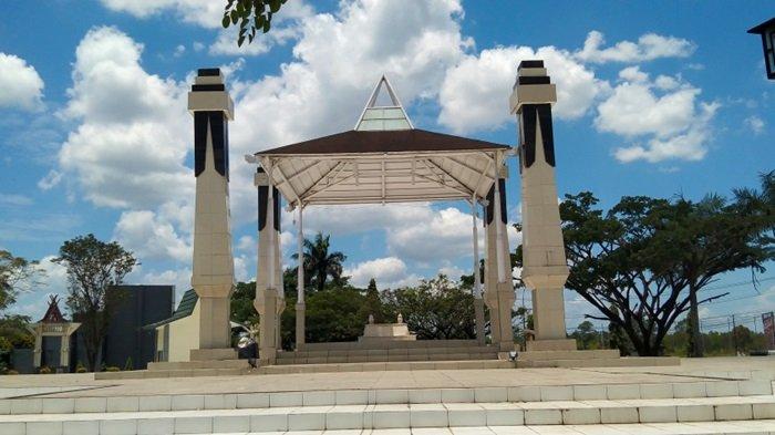 KalselPedia - Taman Makam Pahlawan Nasional Brigjen H Hasan Basry dan ...