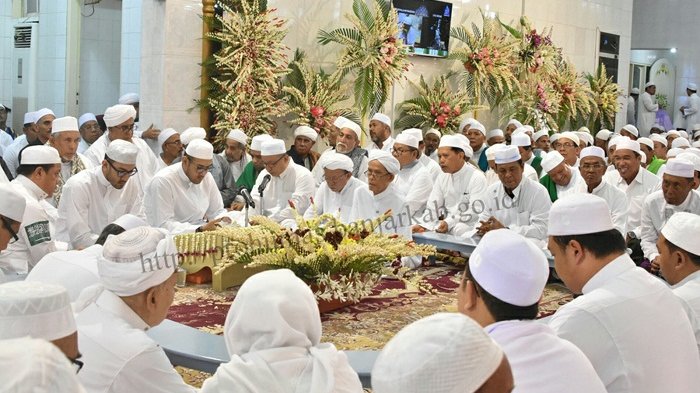 Amin dan Hafi Badali Putra Guru Sekumpul Belum Pimpin Pengajian ...