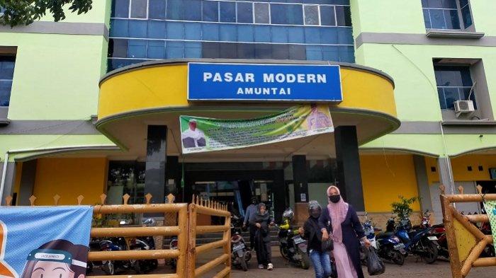Libur Tahun Baru, Pasar Modern Amuntai Ramai Dikunjungi Warga ...