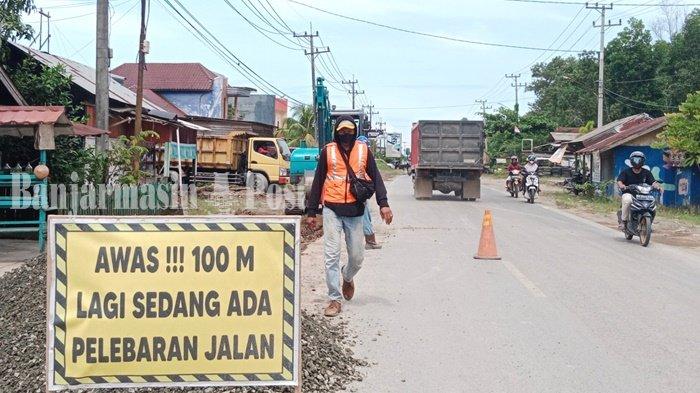 Pemerintah Kabupaten Kotabaru Membuat Dua Jalur pada Jalan di Stagen ...
