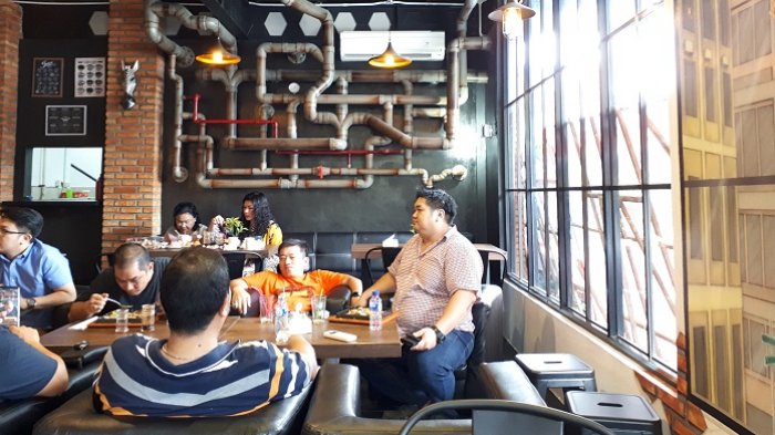 DC Cafe & Food Resmi Dibuka, Ini Bedanya Dengan Kafe Lainnya di ...