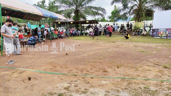 Permainan Tradisional Meriahkan Festival Budaya Dayak Maanyan Kabupaten ...