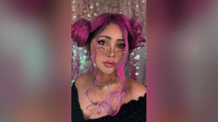 Penyanyi Asal Banjarmasin, Pink Pink Ngejob di Bangka Belitung dan ...