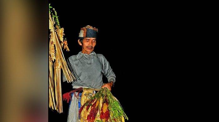 18 Bahan Sesajen Ini Wajib Ada Dalam Aruh Adat Dayak Meratus, Sebagian ...