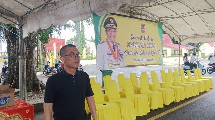 Jelang Haul ke-19 Guru Sekumpul 2024, Halaman Museum Lambung Mangkurat ... Jelang Haul ke-19 Guru Sekumpul 2024, Halaman Museum Lambung Mangkurat ...