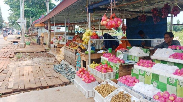 Lapak Baru Pasar Buah Ditempati Pedagang, Udin Mengaku Lebih Nyaman ...