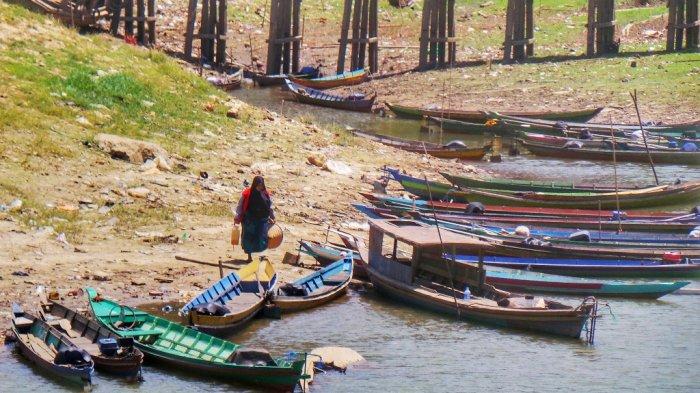 Air Waduk Riam Kanan Menyusut, Hanya Satu Turbin Beroperasi, PLN ...