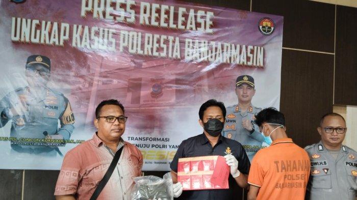 Polisi Ringkus Buruh Asal Pelambuan Banjarmasin, Simpan dan Edarkan Sabu - Banjarmasinpost.co.id