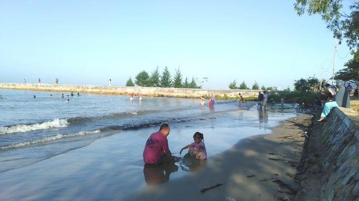 Tak Lagi Ditutup, Pantai Pagatan Tanahbumbu Mulai Dipadati Pengunjung ...